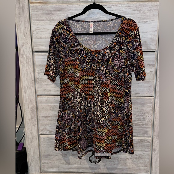 LuLaRoe | Tops | Lularoe Perfect T Top | Poshmark